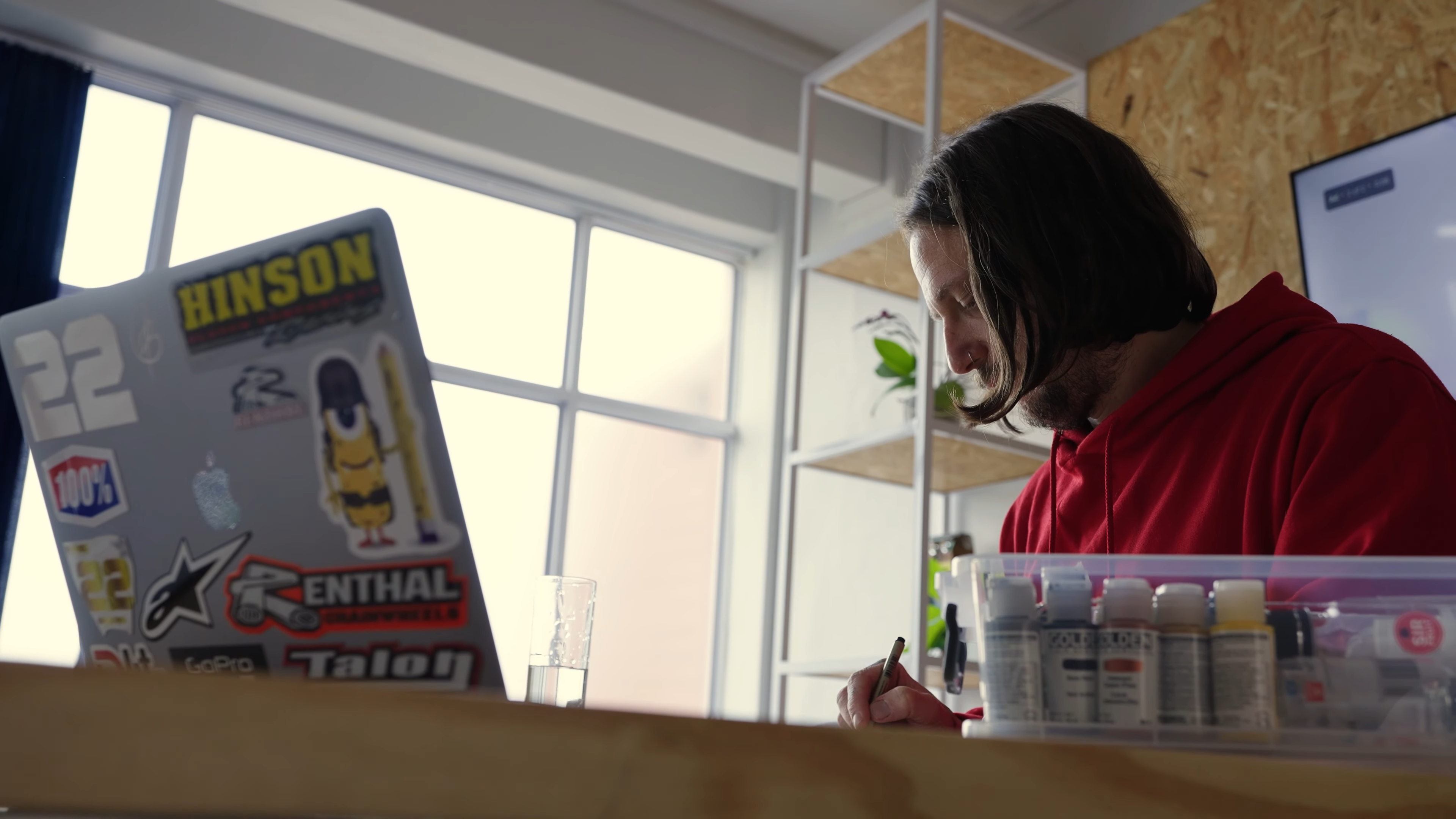 How ‘Sketchy Brett’ makes watercolour-inspired magic with his iPad and ...